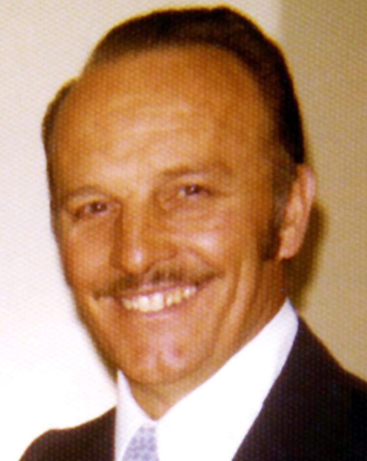 Raymond Dee Dunn | News, Sports, Jobs - Daily Herald